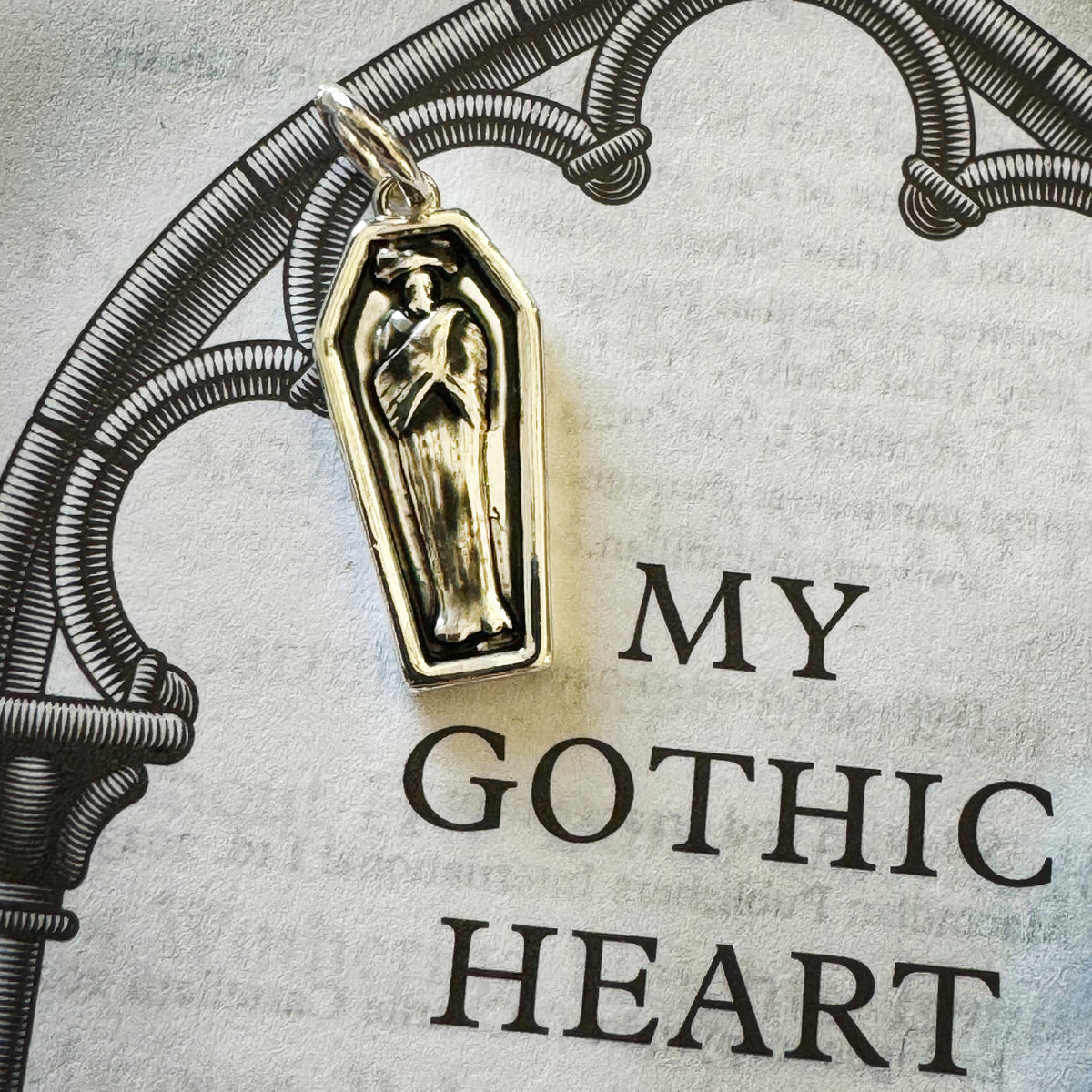 Vampire Coffin Charm – Mementomoridesignsnyc